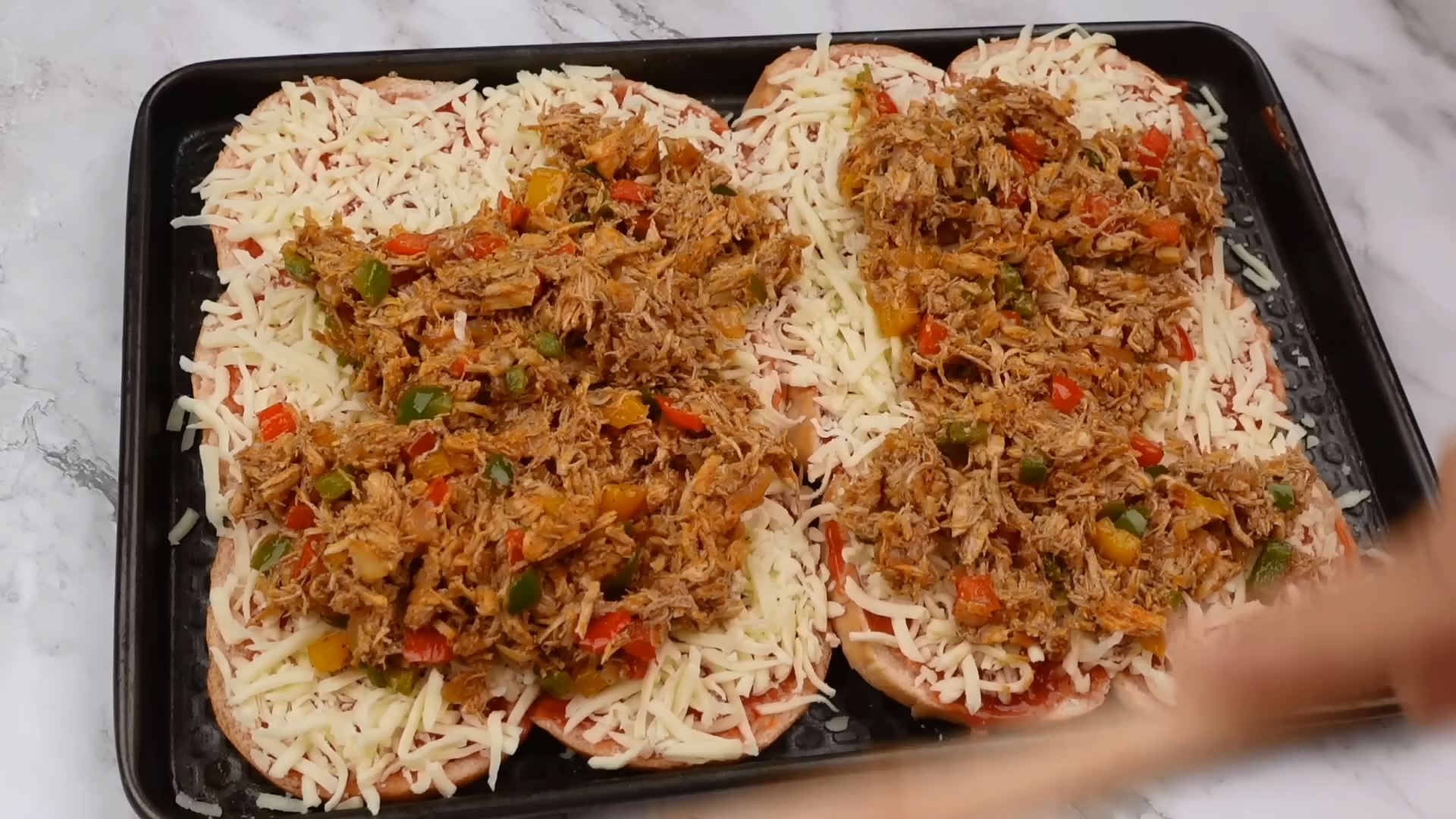 Chicken Sliders - recipionline